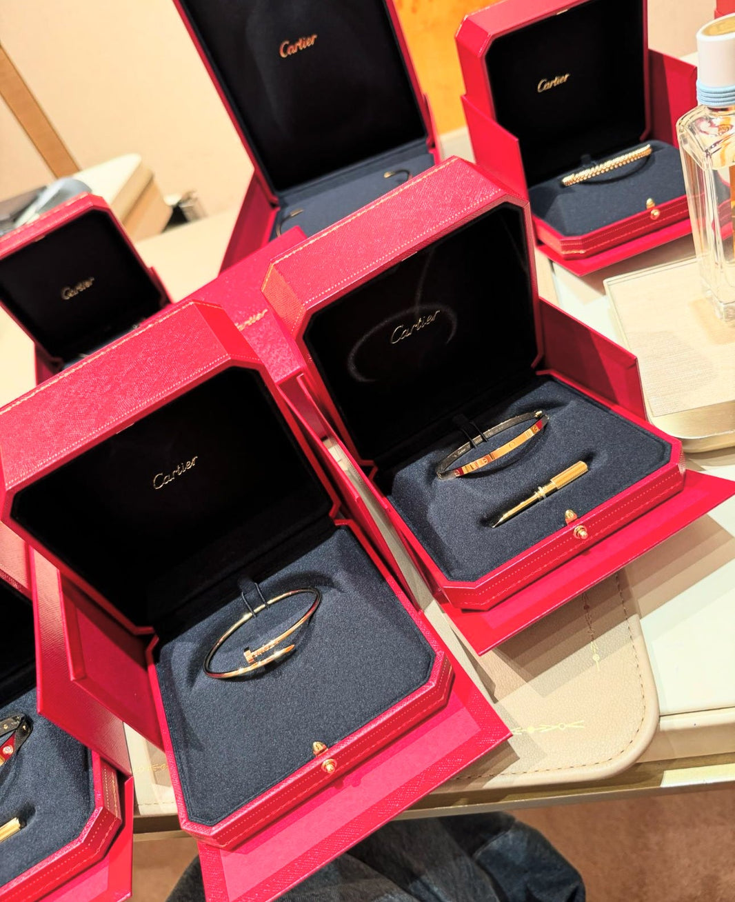 Packaging – Opulent Vogue